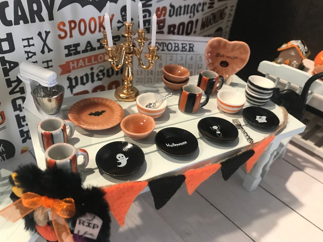 Miniature Spooky Halloween Dishes, Set of Four, Dollhouse Orange ...