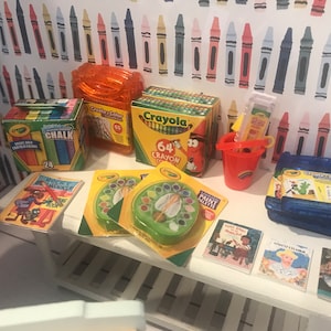 Miniature Art Supplies, Dollhouse Crayons, Markers, Art Box, Art Table ...
