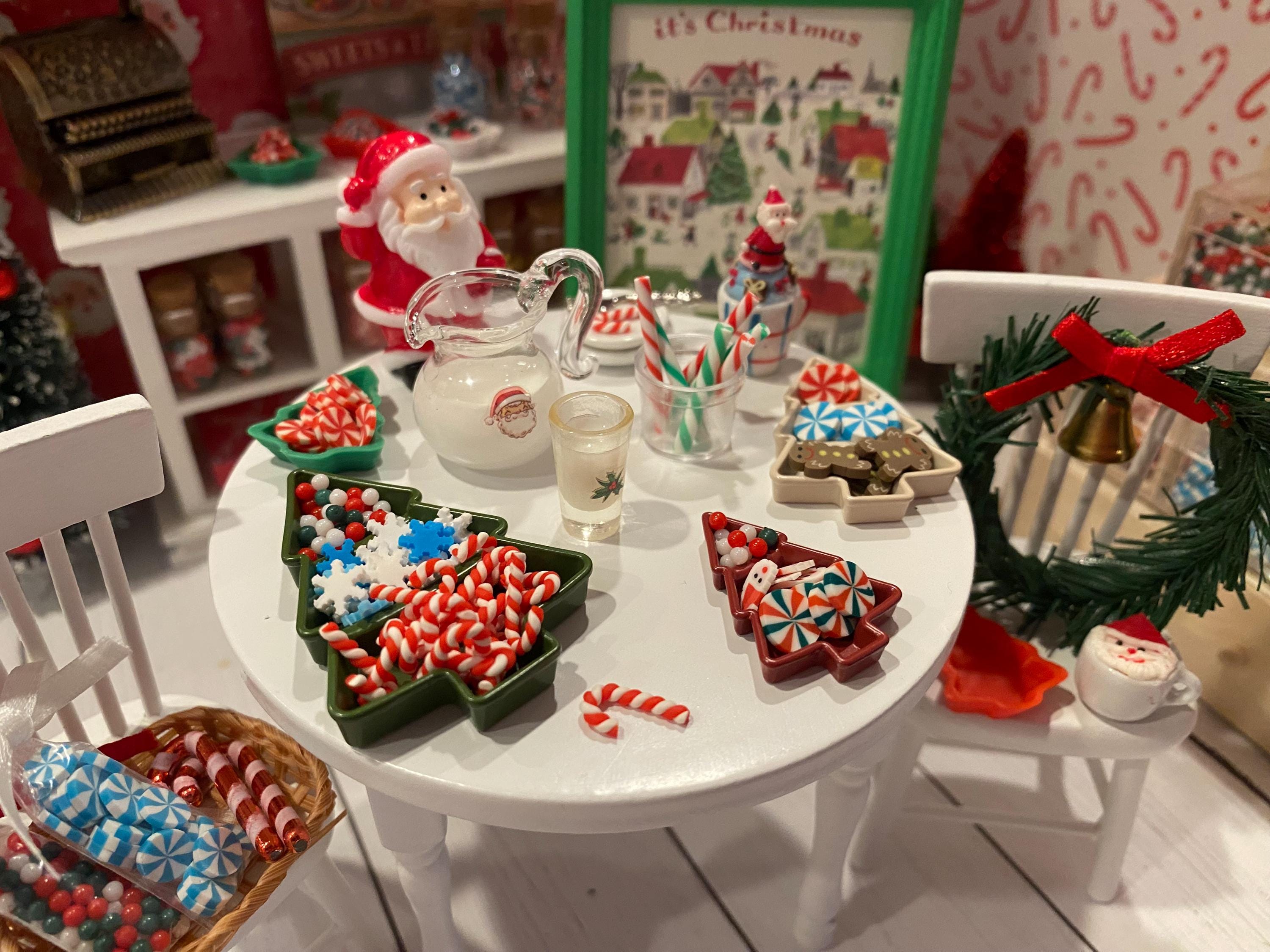 Miniature Christmas Candy Shoppe, Dollhouse Old Fashioned Holiday ...
