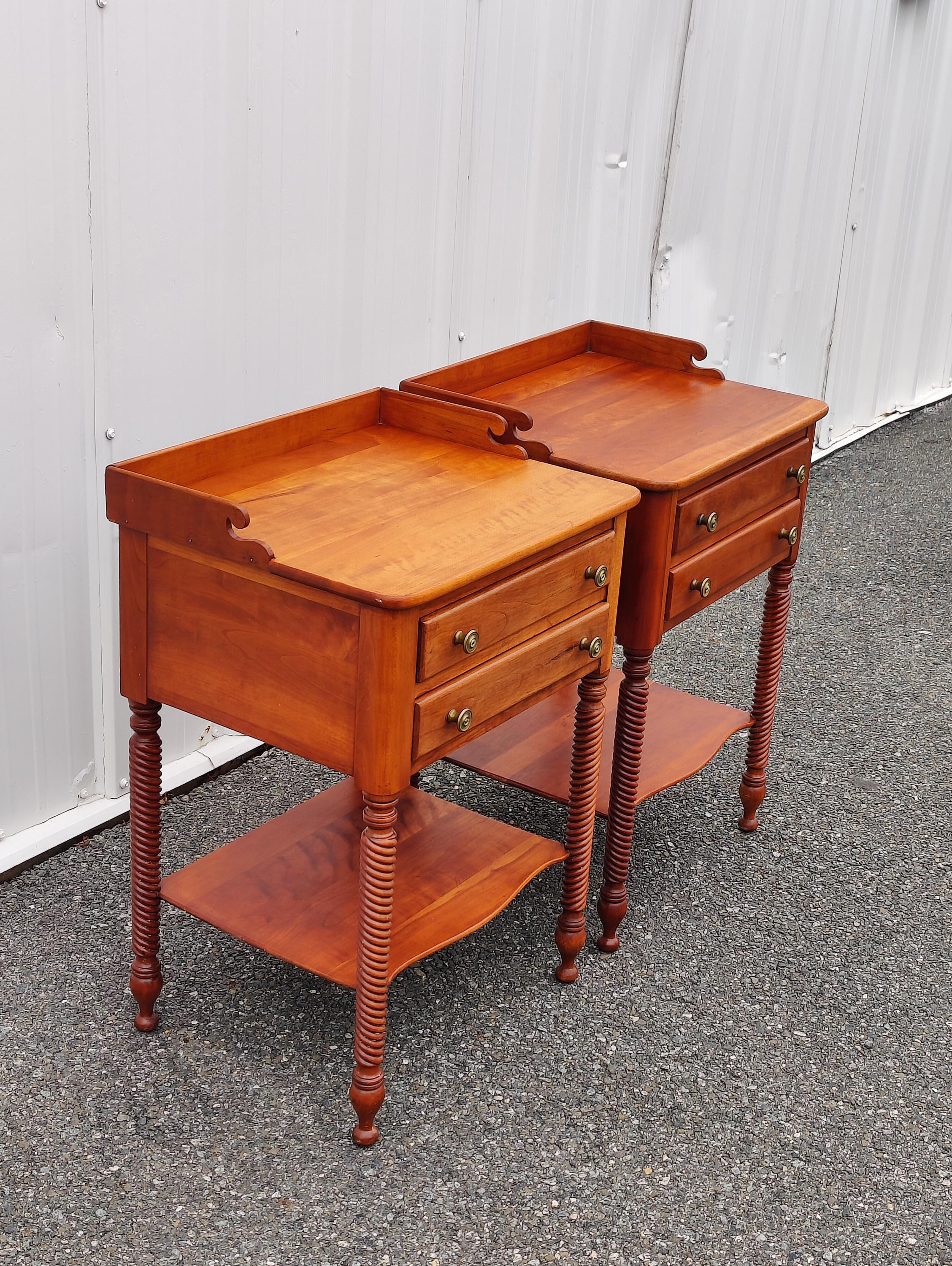 Vintage 1950s Willett Colonial House Solid Cherry Bedside Tables (pair ...