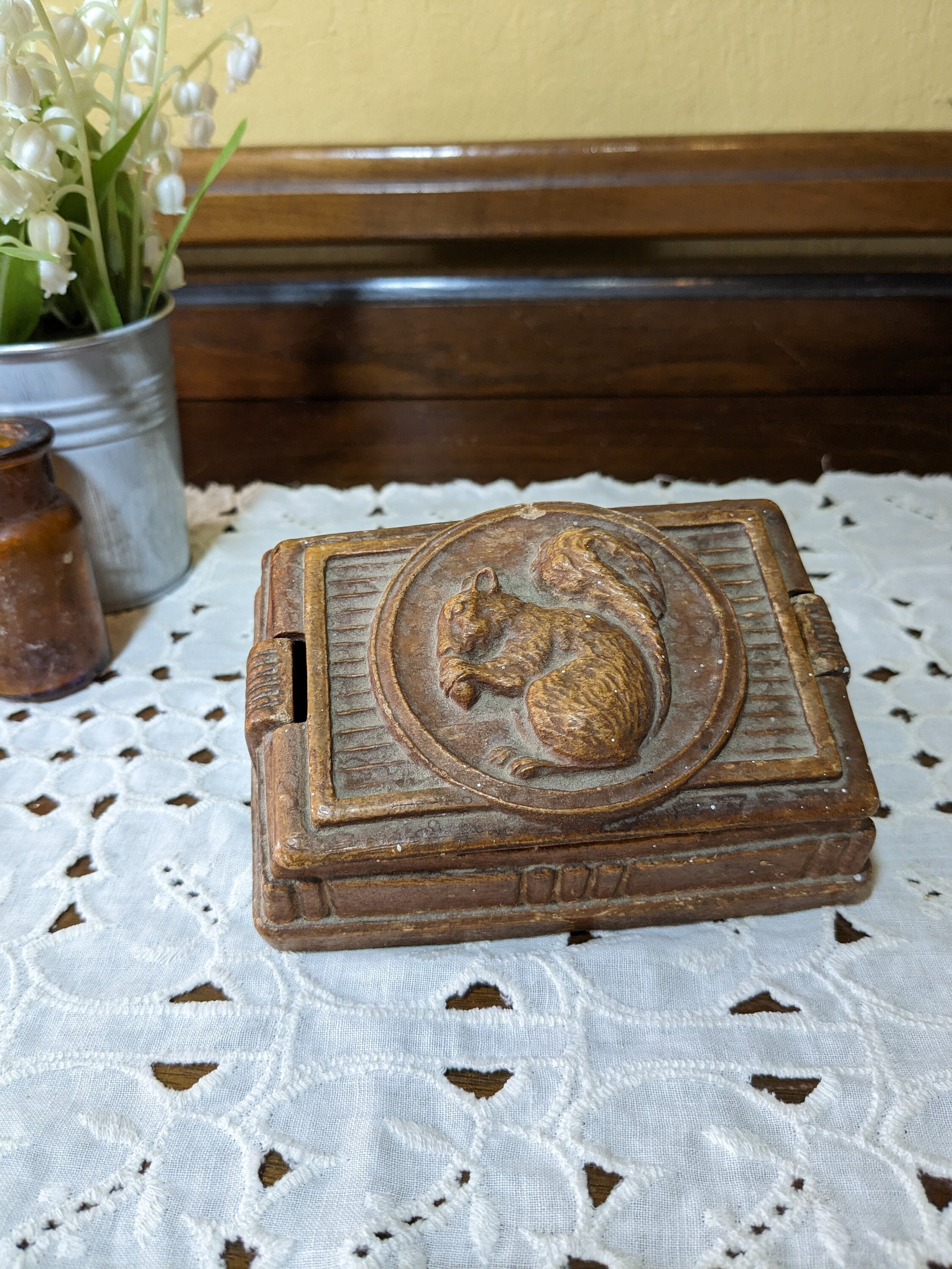 Vintage Syroco Cigarette Box, Trinket Box With Carved Squirrel - Etsy
