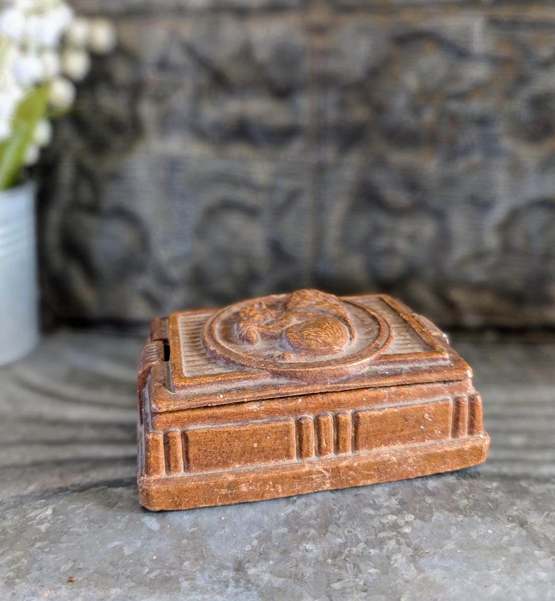 Vintage Syroco Cigarette Box, Trinket Box With Carved Squirrel - Etsy