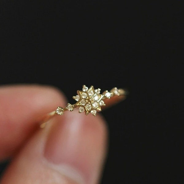 Snowflake Ring - Etsy