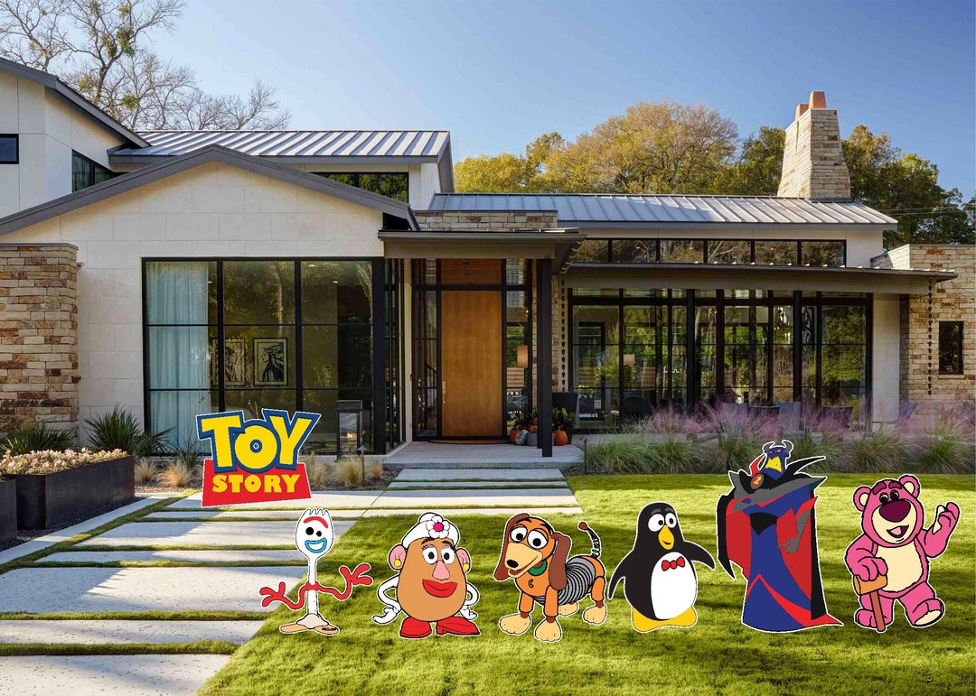 Toy Story Characters Mrs. Potato Head, Slinky, Forky, Wheezy, Emperor ...