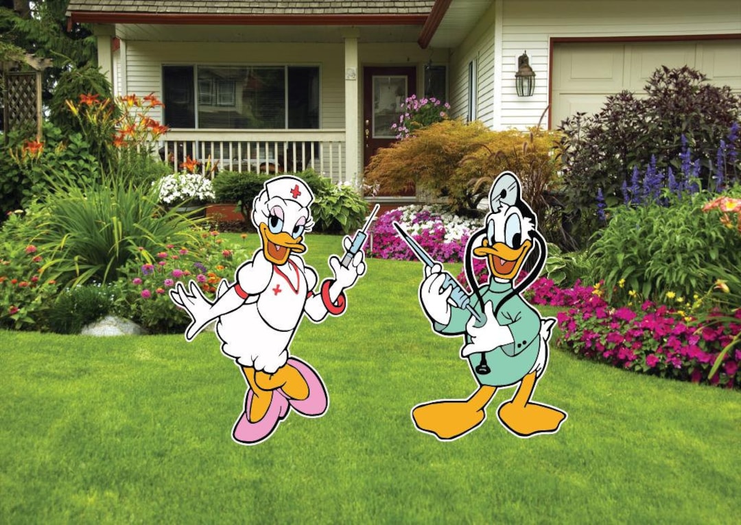 Donald Daisy Duck Healthcare Worker Nurse Doctor Syringe Disney Medical ...