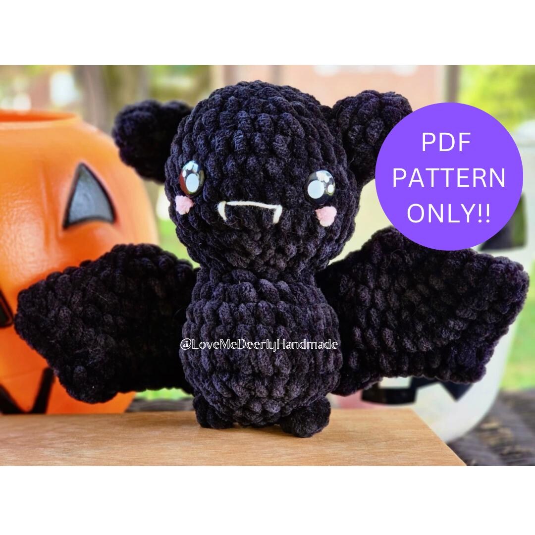 Spooky Bat Crochet Pattern Halloween Crochet Halloween Plushies ...