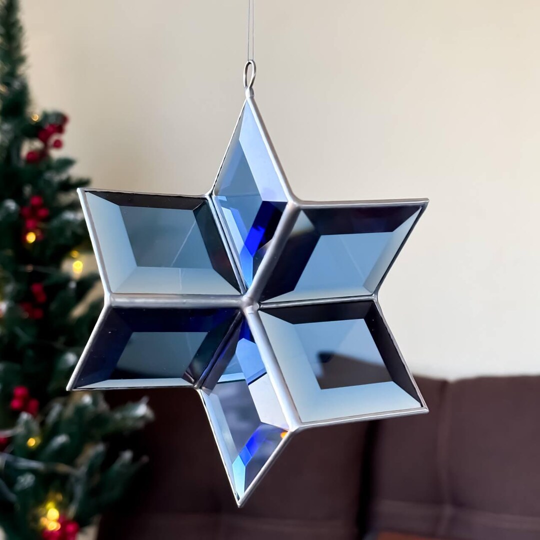 Handcrafted Star-shaped Sun Catcher in Faceted Glass – Morphing Design ...