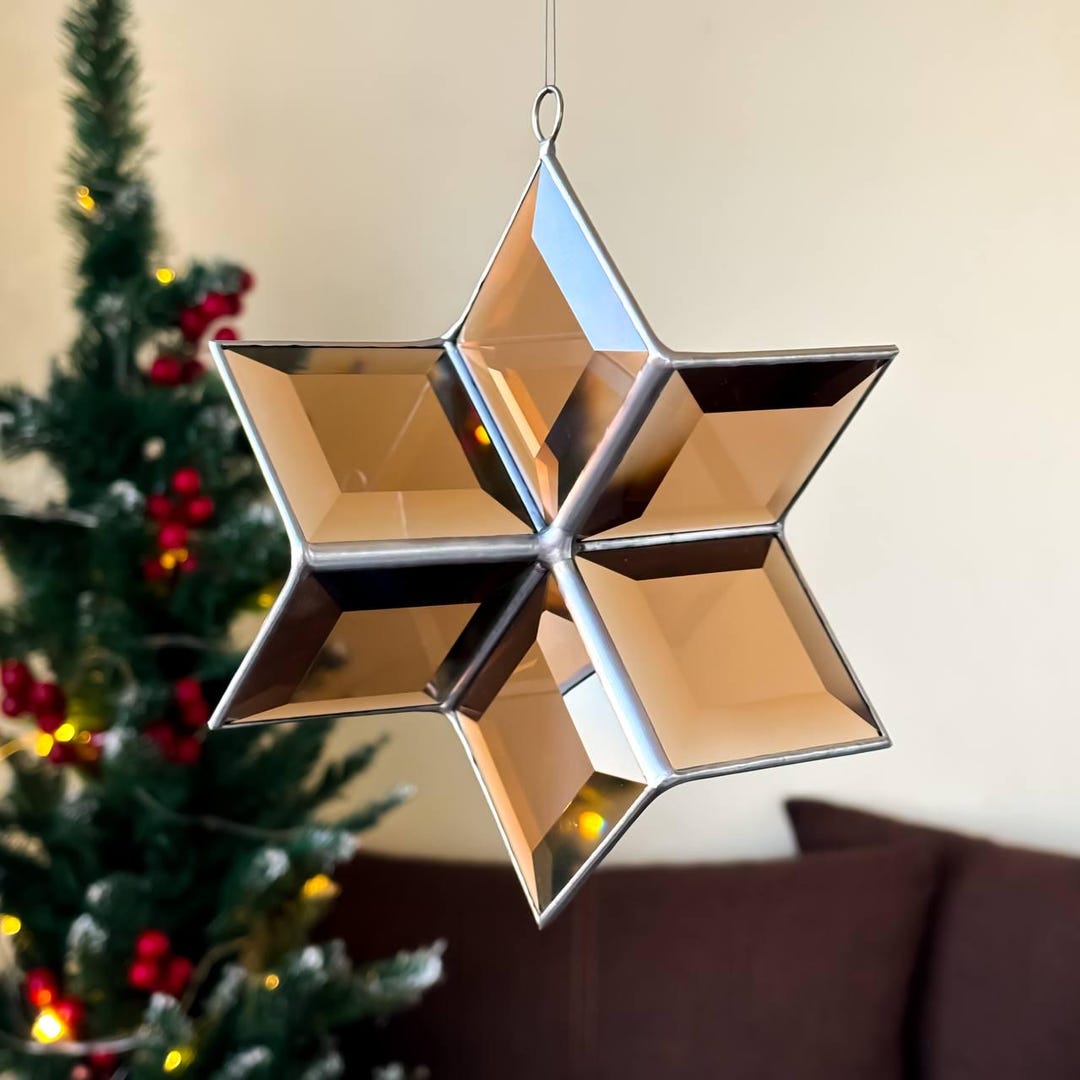 Handcrafted Star-shaped Sun Catcher in Faceted Glass – Morphing Design ...