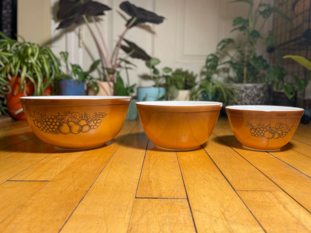 Vintage 70s 1970s Old Orchard Pyrex Mixing Bowl Set 401 402 403 ...