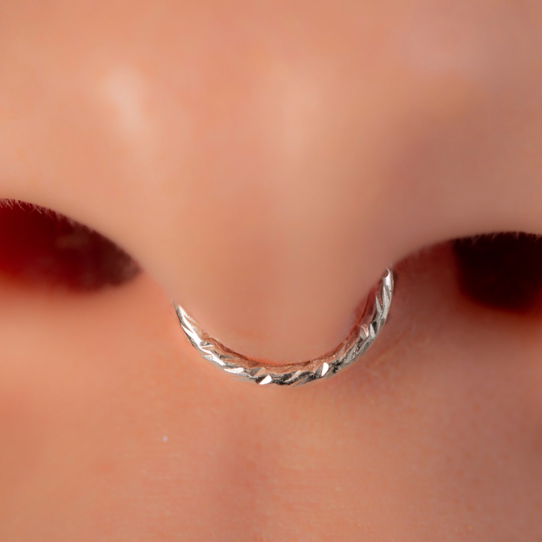 Hammered Silver Septum Piercing Ring 20G - Dainty Septum Nose Hoop - Etsy