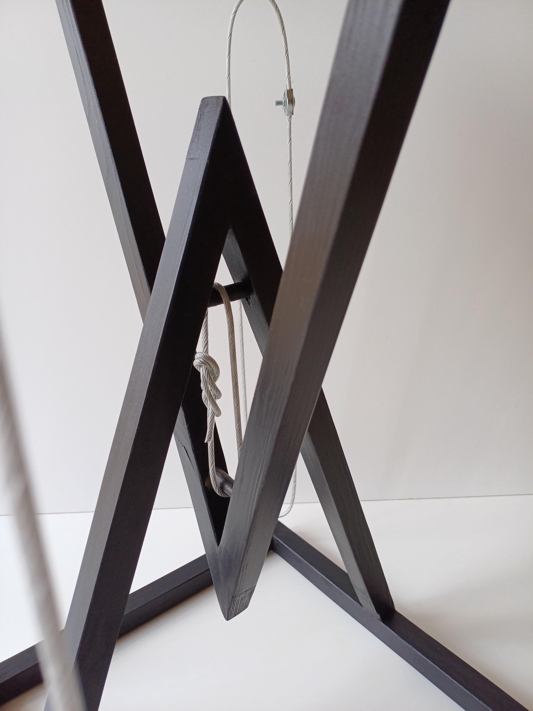 Tensegrity Table floating Table, Magic Table, Wobbly Table, Impossible ...