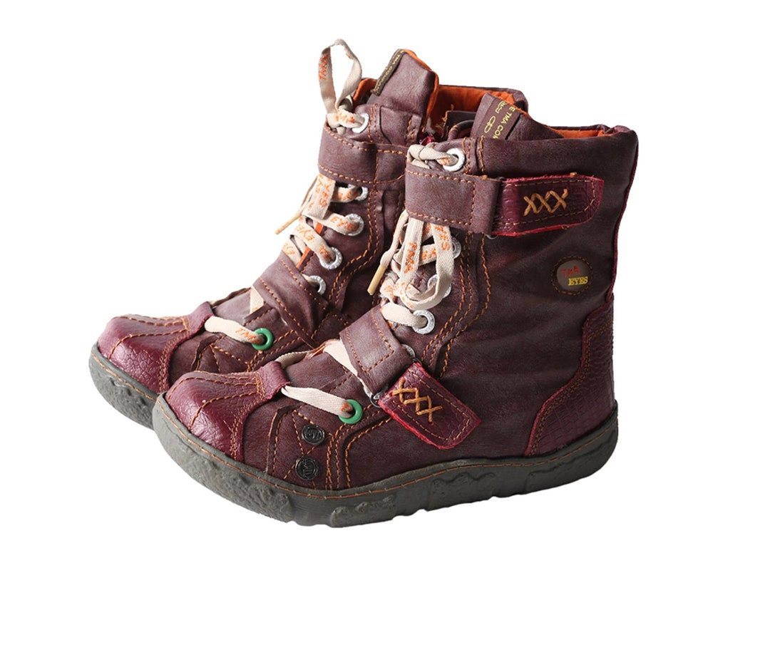 Women's Double Strapped Washed Hand-stitched Leather Faux Fur Lined ...