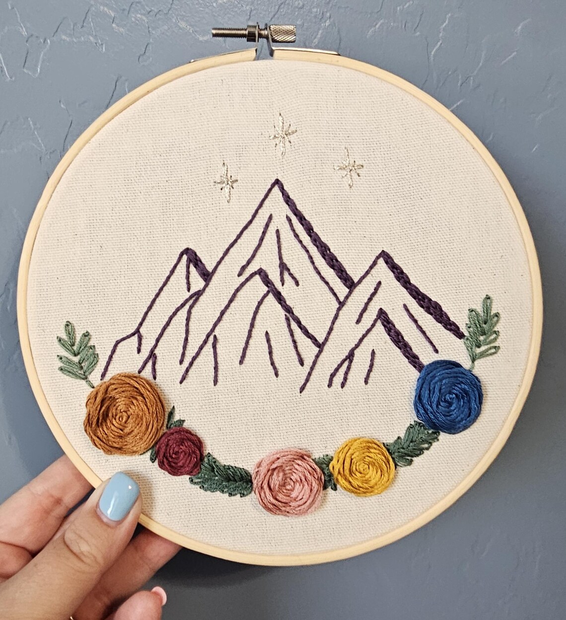 ACOTAR Mountain Embroidery Hoop: Handmade Floral Decor - Etsy