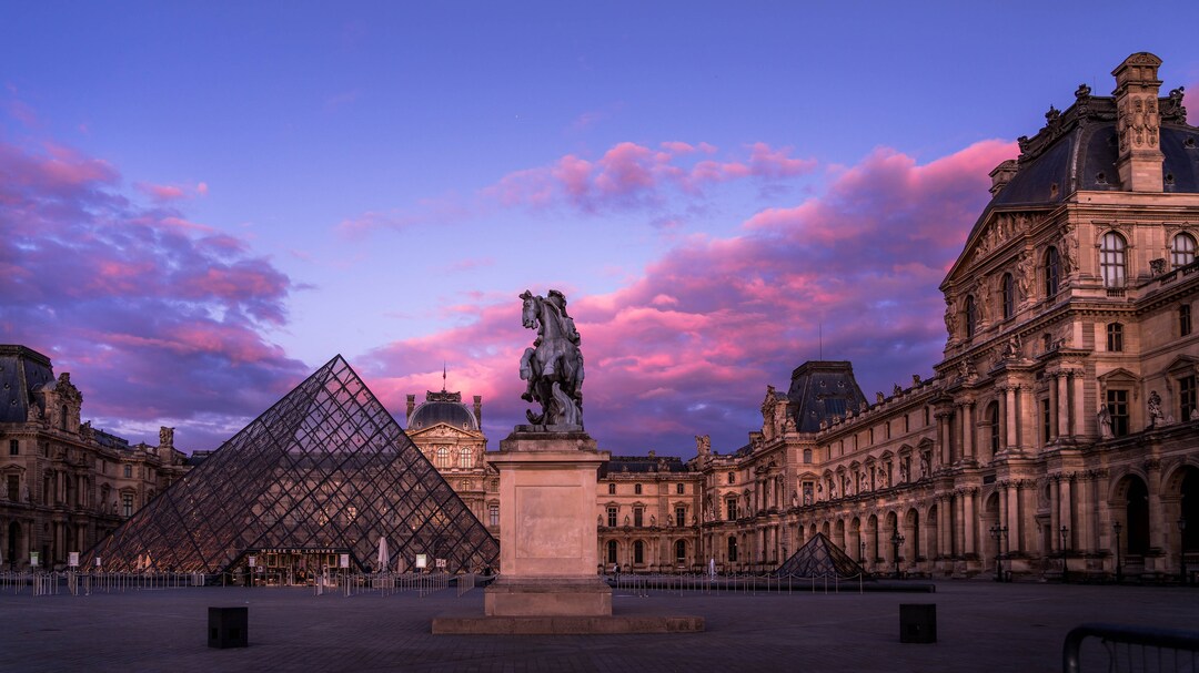 Louvre Museum-paris-beautiful Sunset With Pink Clouds - Etsy