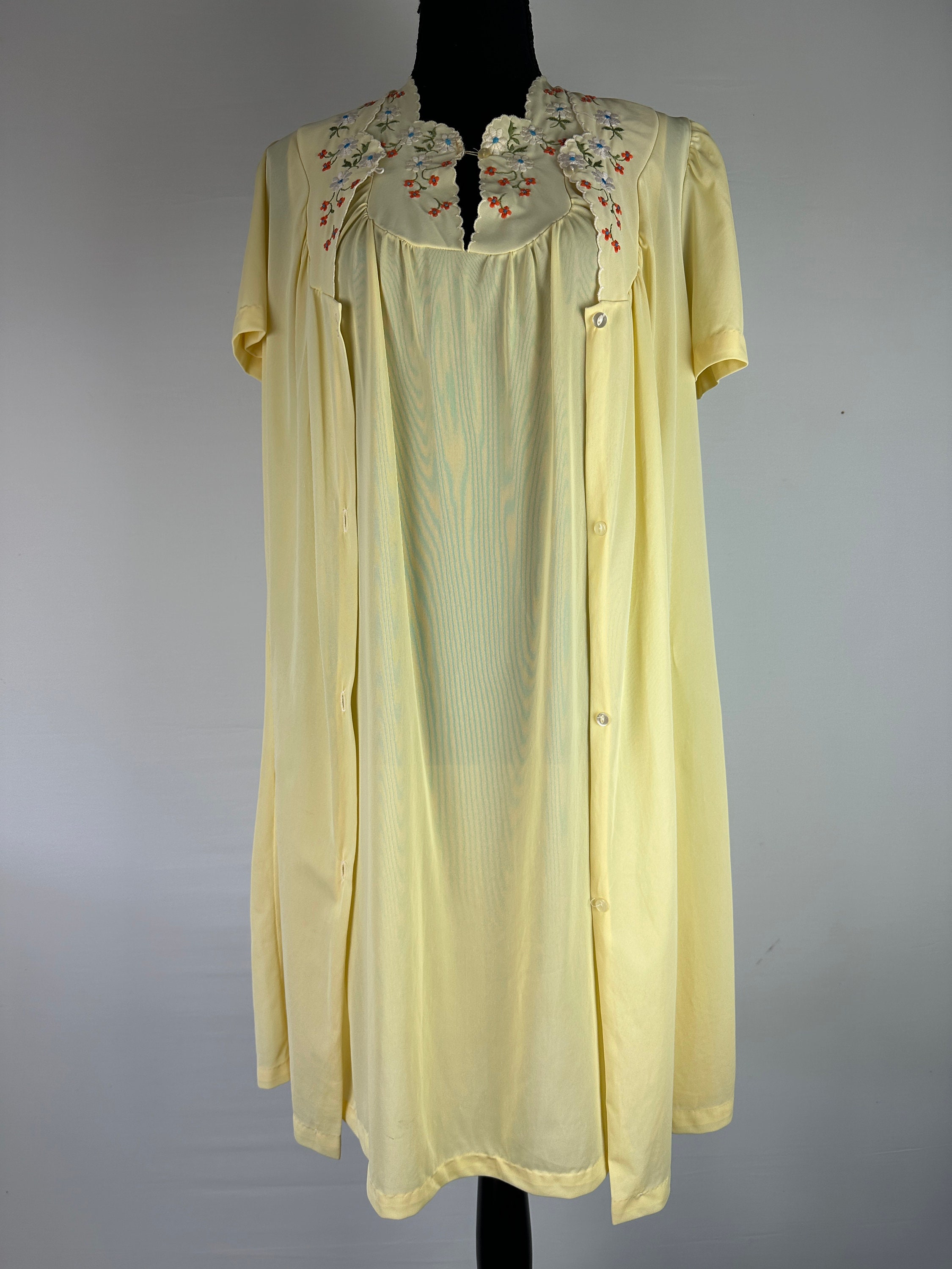 80's Nightgown Robe Set Yellow Embroidered Floral Accents - Etsy