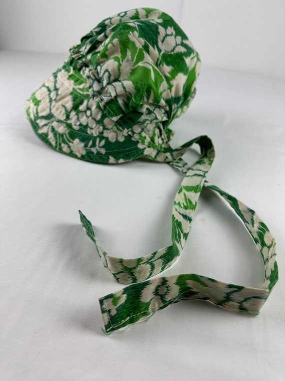 Prairie CottageCore Green Floral Bonnet Vintage - Gem