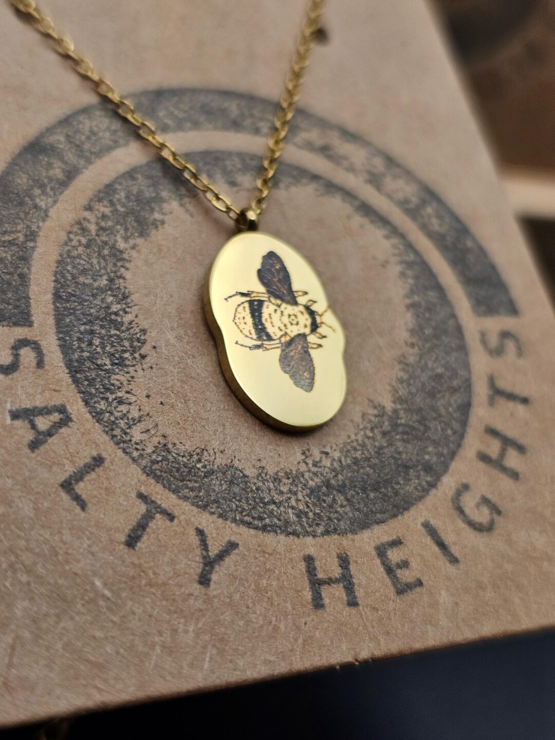 Dainty Bumblebee Necklace in Gold or Silver - Etsy