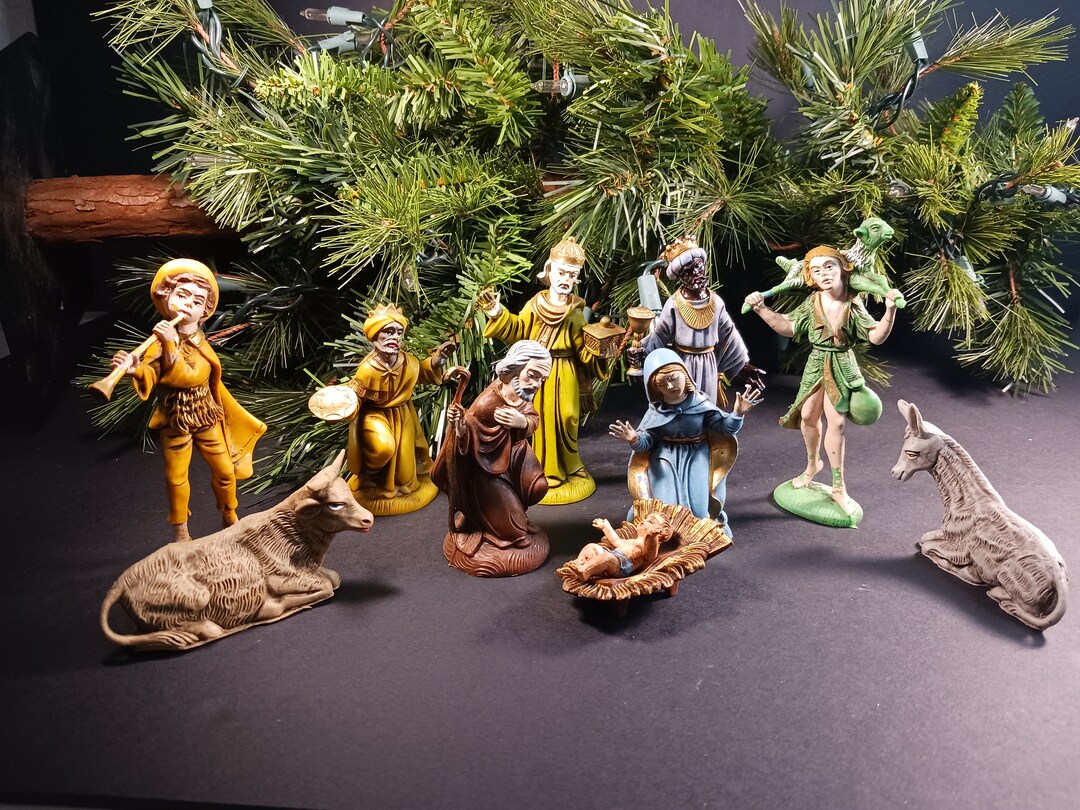 Italian Made Plastic Nativity Scene Vintage Nativity Set Reminiscent of ...