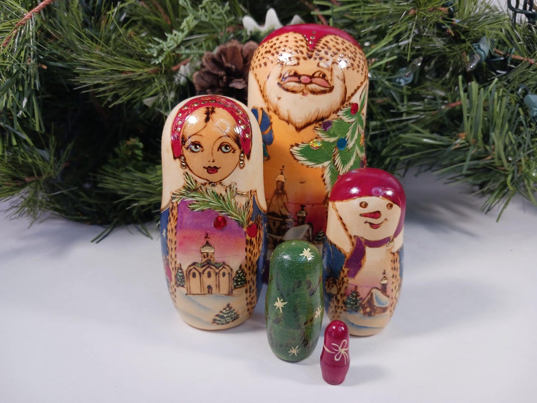 Wooden Matrushka Nesting Dolls Set of 5 Hand Painted Russian Matryoshka ...