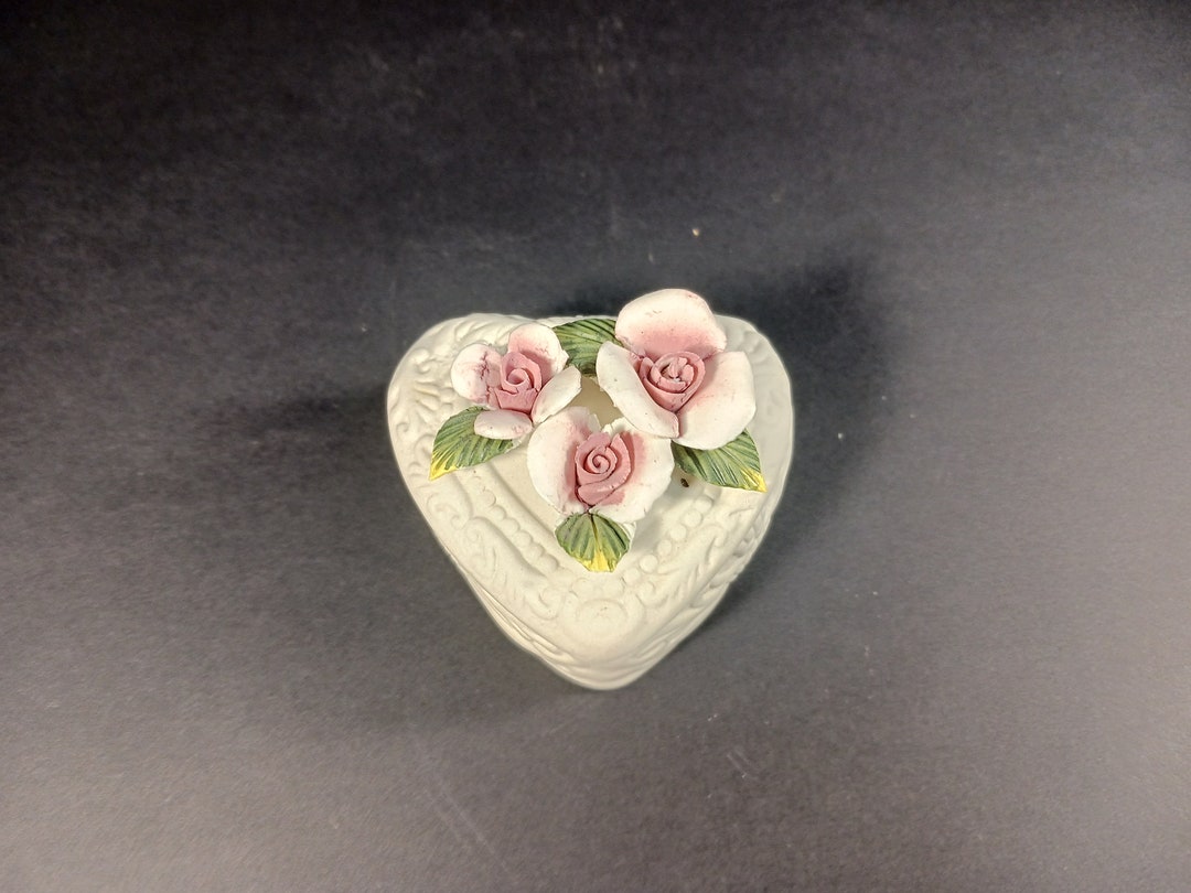 Vintage Heart Shaped Trinket Box- Applied Roses Trinket Box ...