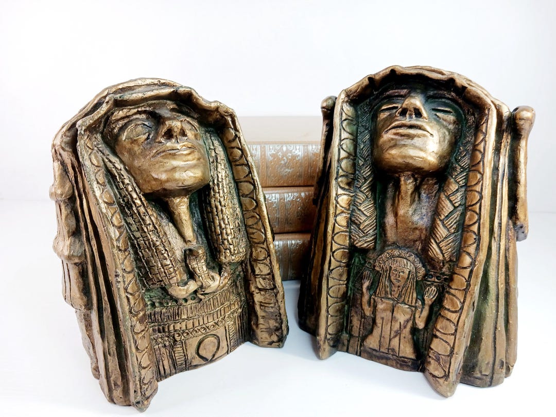 Rare Hand Carved Wooden Egyptian Bookends- 1987 L.S. Smith Signed Pair ...