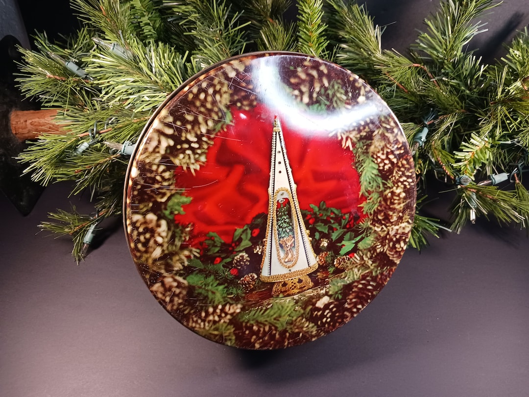 Vintage Tin Christmas Tin Container Christmas Decor Cookie Tin Catchall ...