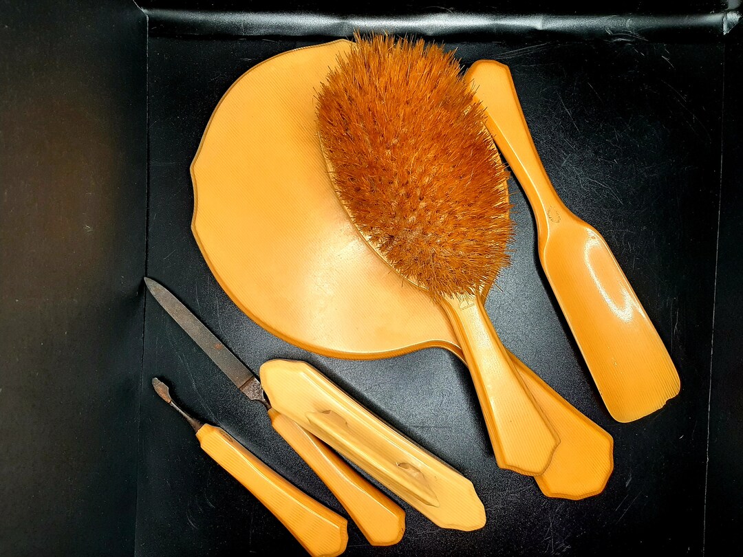 Exquisite Vintage Ivory Pyralin Dubarry Vanity Dresser Set Elegant ...