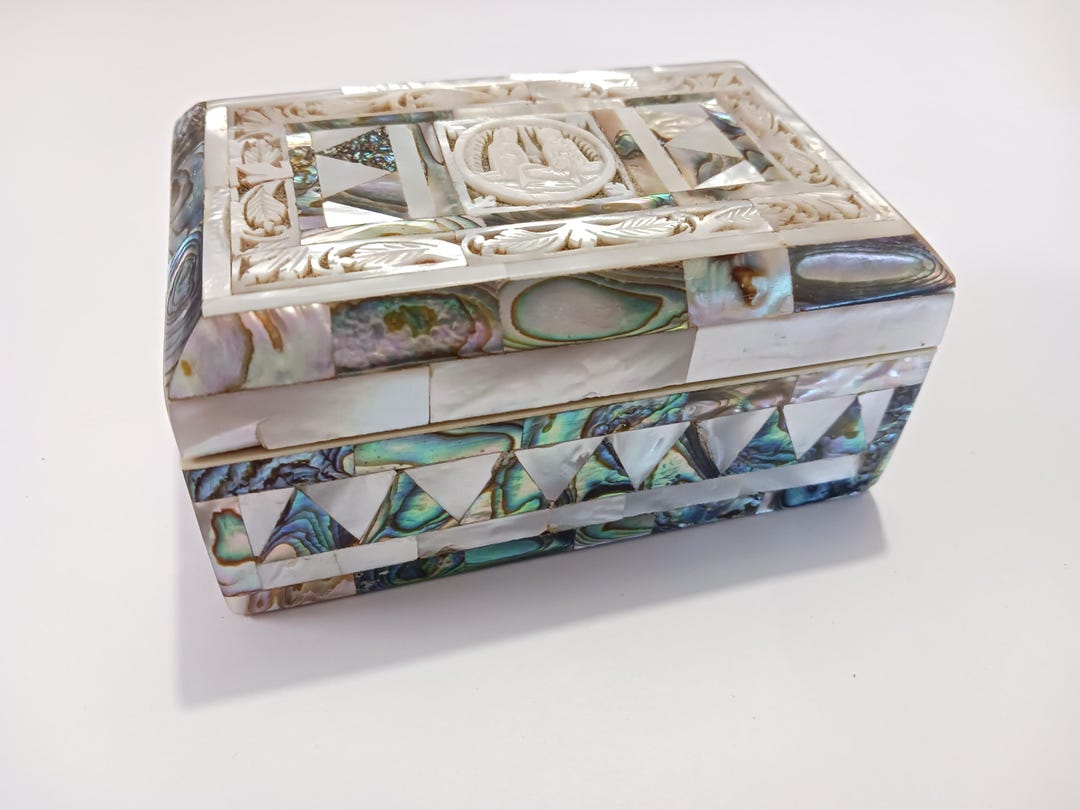 Carved Mother of Pearl & Abalone Shell Jewelry Box - Nativity Scene ...