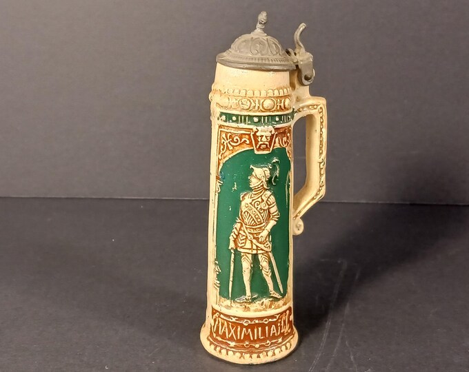 Musterschutz Mini Lidded Stein – Ferdinandi Maximilian Relief - Etsy