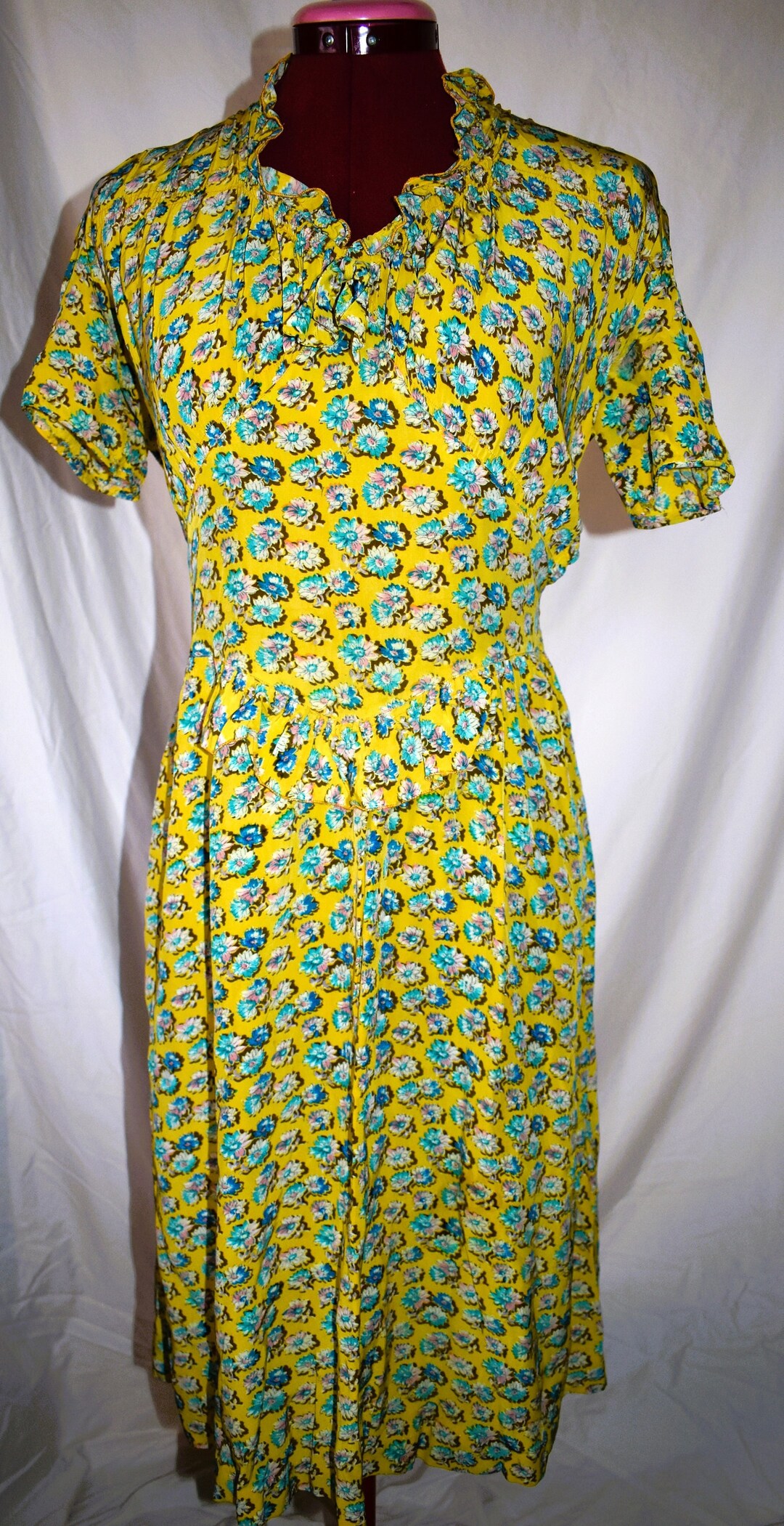 Beautiful Vintage 1930s/1940s Rayon Day Dress Chartreuse With - Etsy