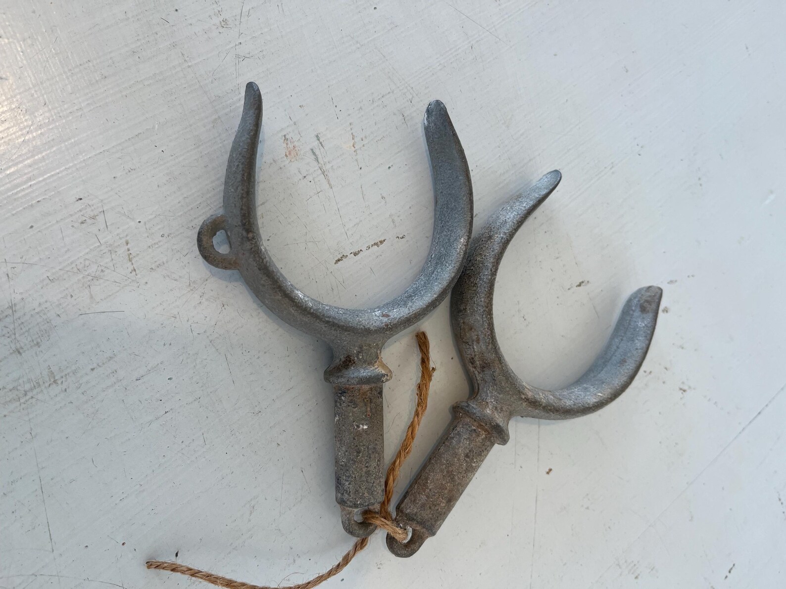 Vintage Pair of Oar Locks - Etsy