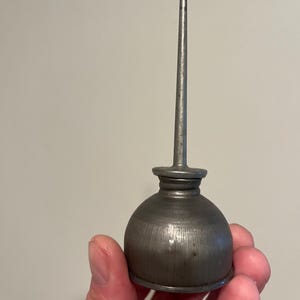 Three Old Small Metal Oil Cans - Etsy