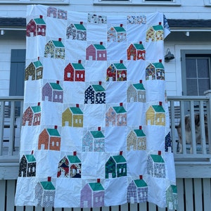 Schoolhouse Quilt - Etsy