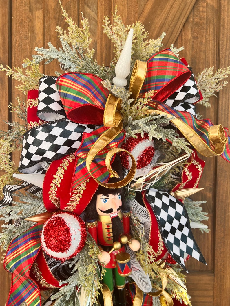 Nutcracker Wreath Swag, Christmas Nutcracker Home Decor, Nutcracker ...