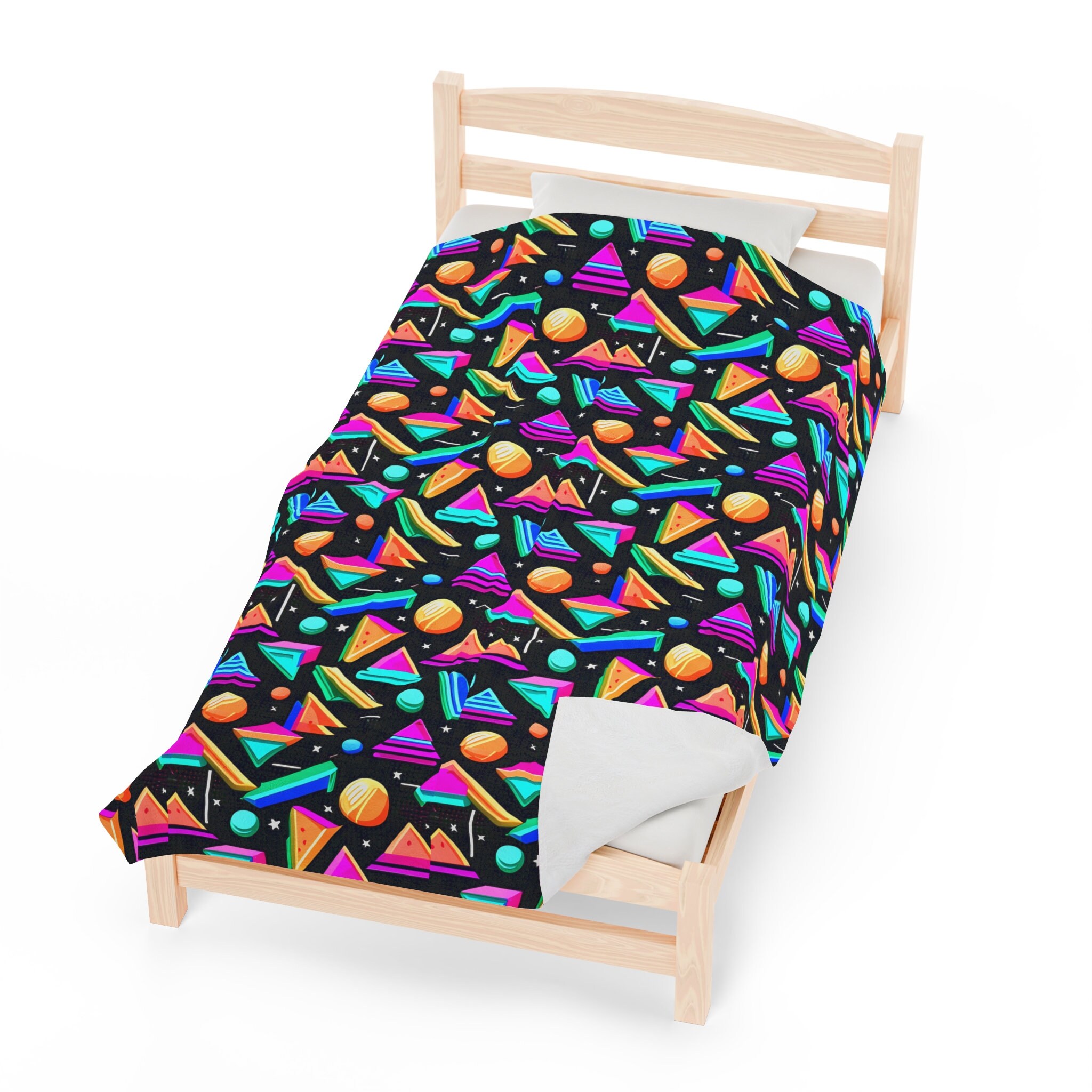 80s Retro Room Decor, 80s Theme Bedroom, 80s Geometric Print Bedding ...