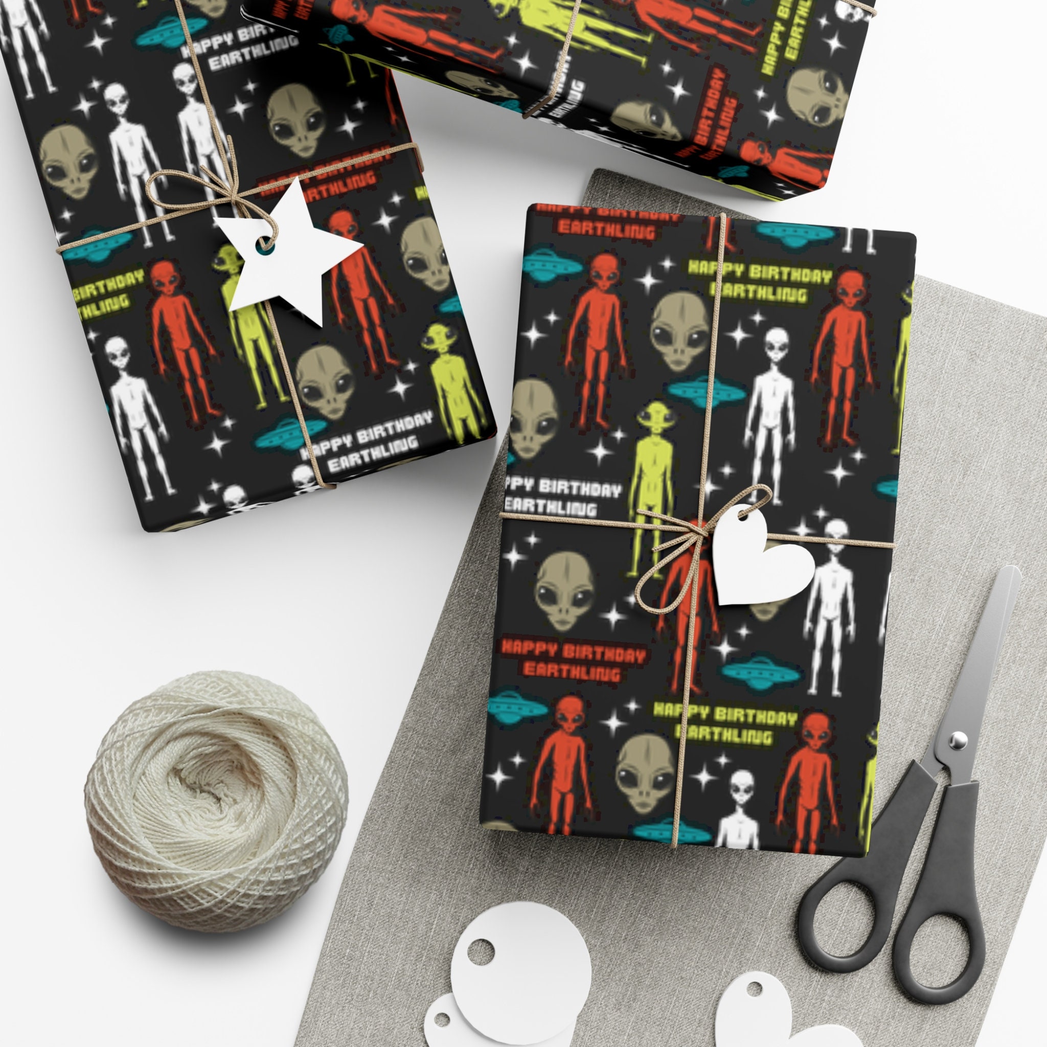 Alien Wrapping Paper, Custom Wrapping Paper, Sci Fi Wrapping Paper ...