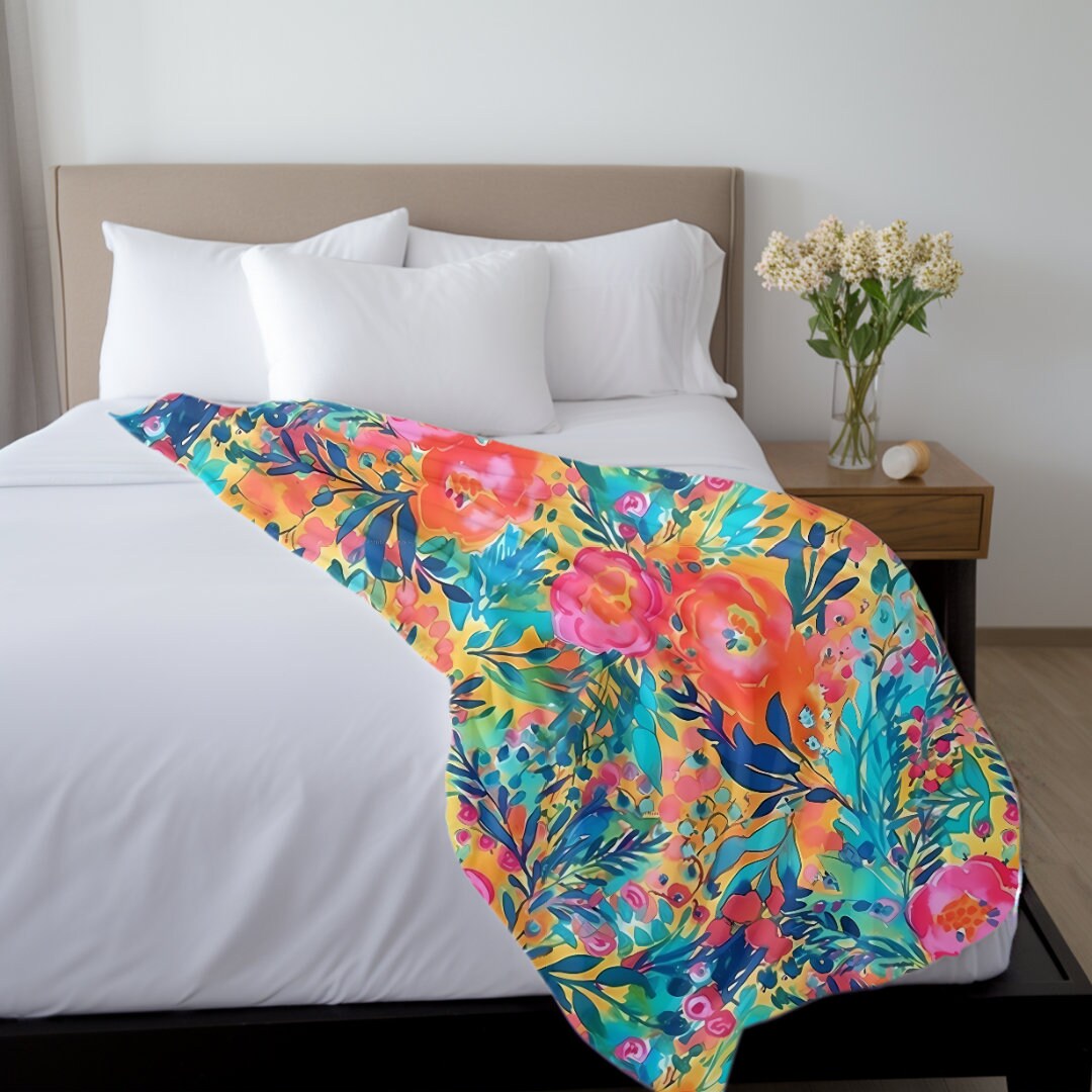 Preppy Bright Floral Velveteen Throw Blanket, Spring Couch Blanket ...