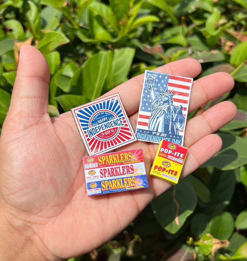 4th of July Dollhouse Fireworks Accessories, Mini Pop Its Sparklers ...