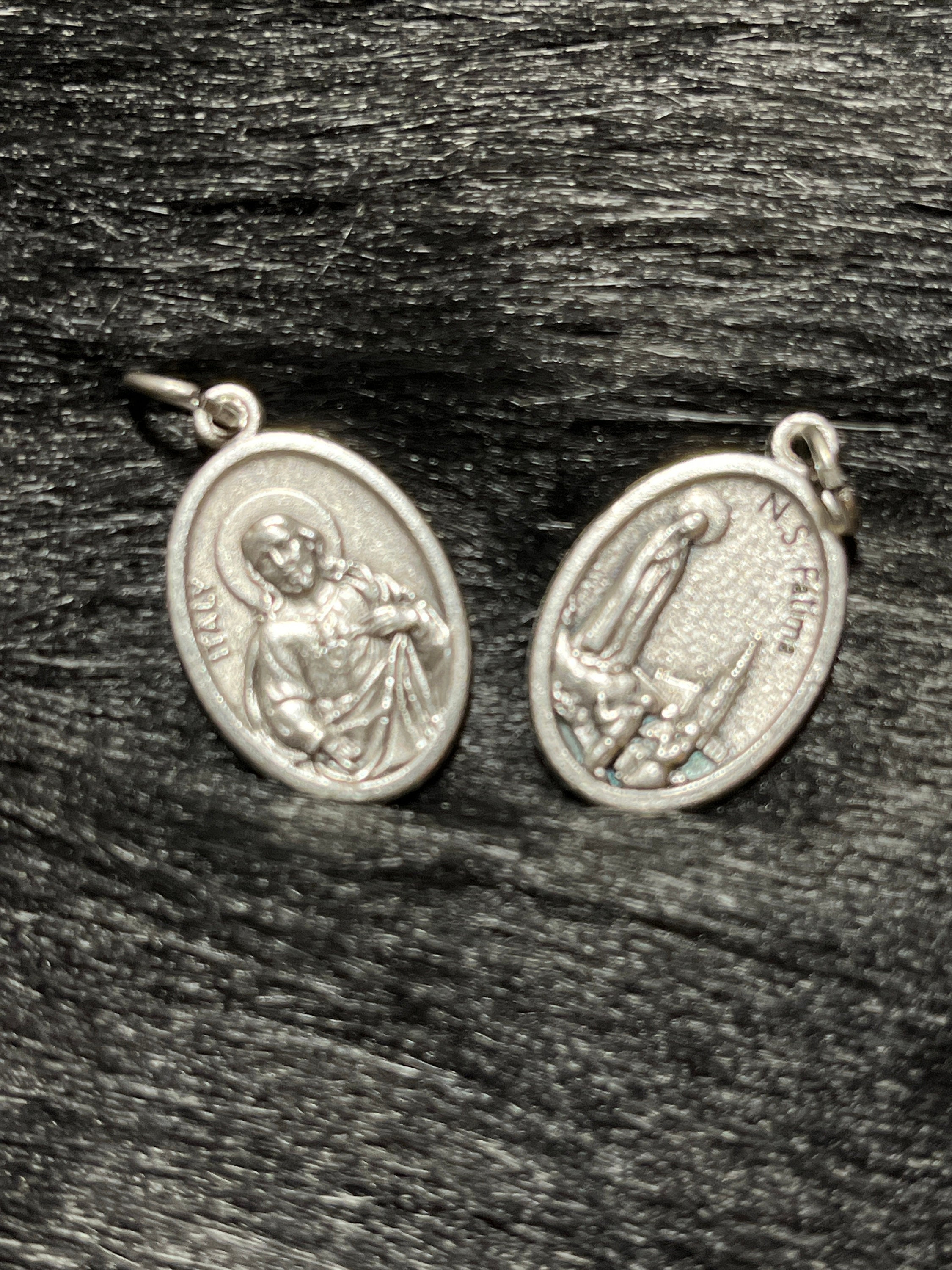 Sacred Heart of Jesus Medal, Catholic Gift, Silver Oxidized Medal - Etsy