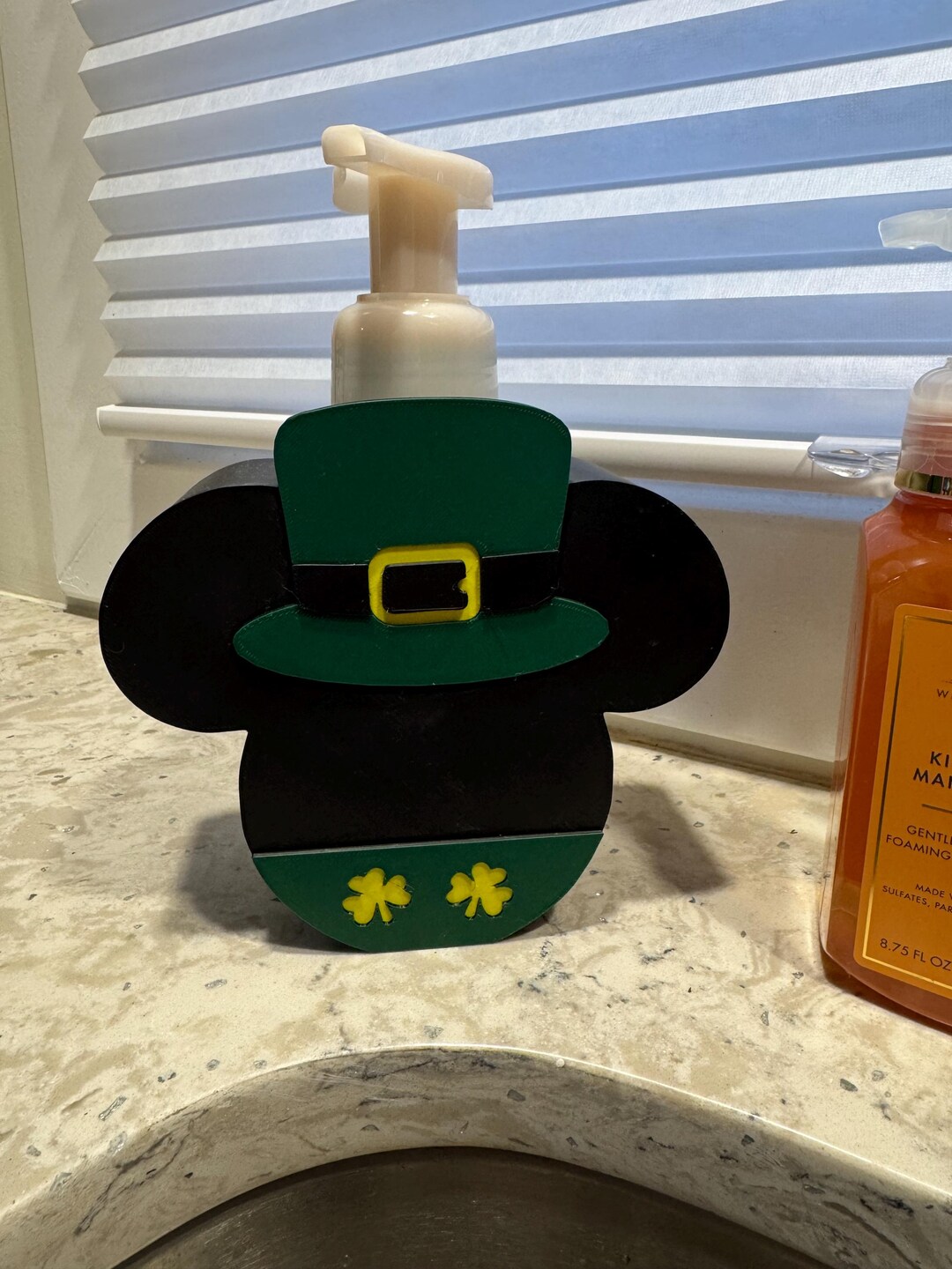 St Patrick's Day Changeable Soap Face / Foaming Soap Dispenser Cover - Etsy