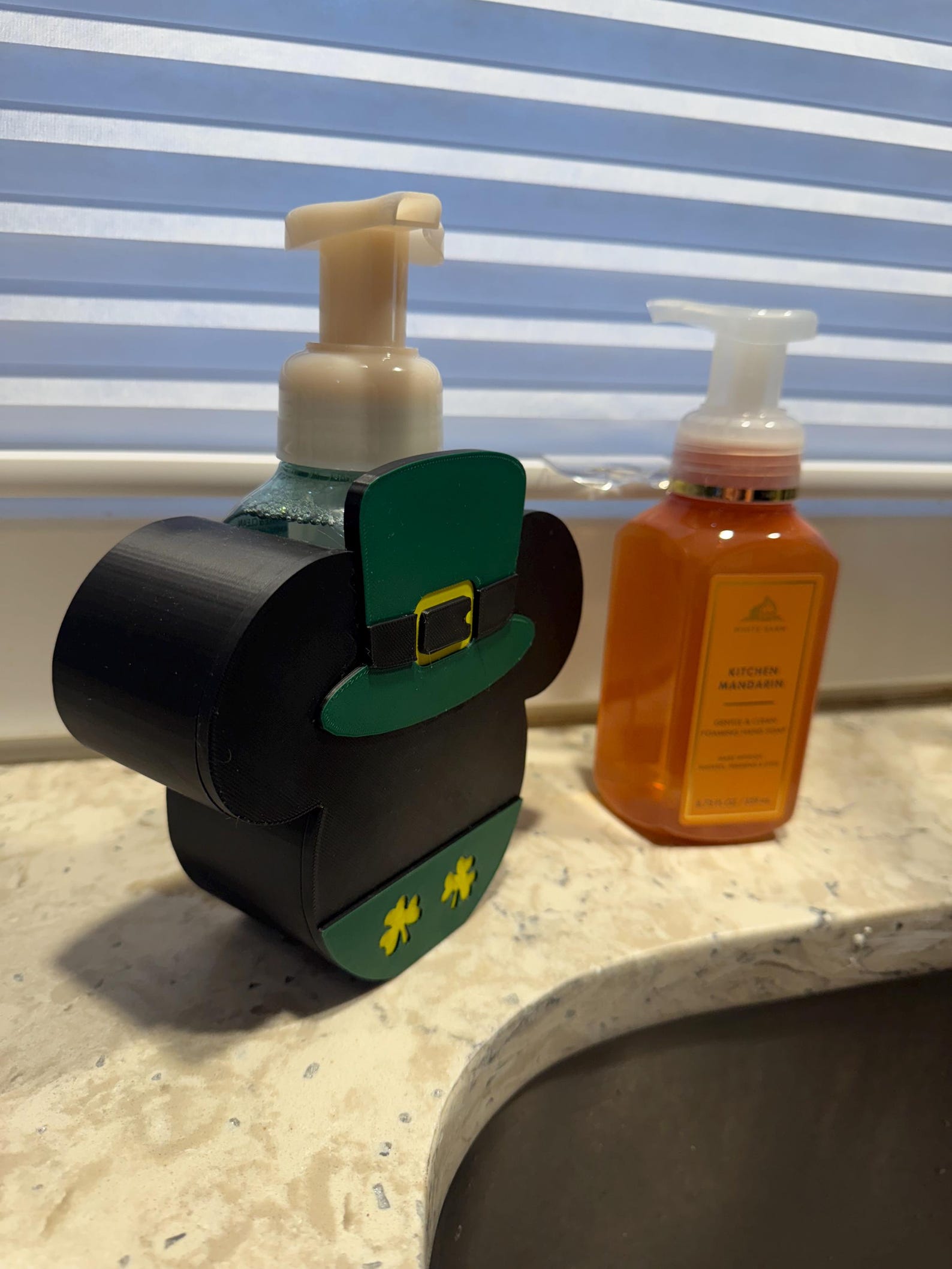 St Patrick's Day Changeable Soap Face / Foaming Soap Dispenser Cover - Etsy