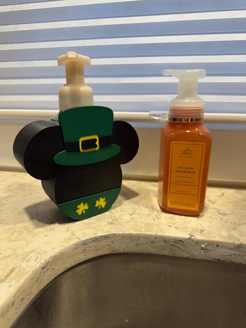 St Patrick's Day Changeable Soap Face / Foaming Soap Dispenser Cover - Etsy