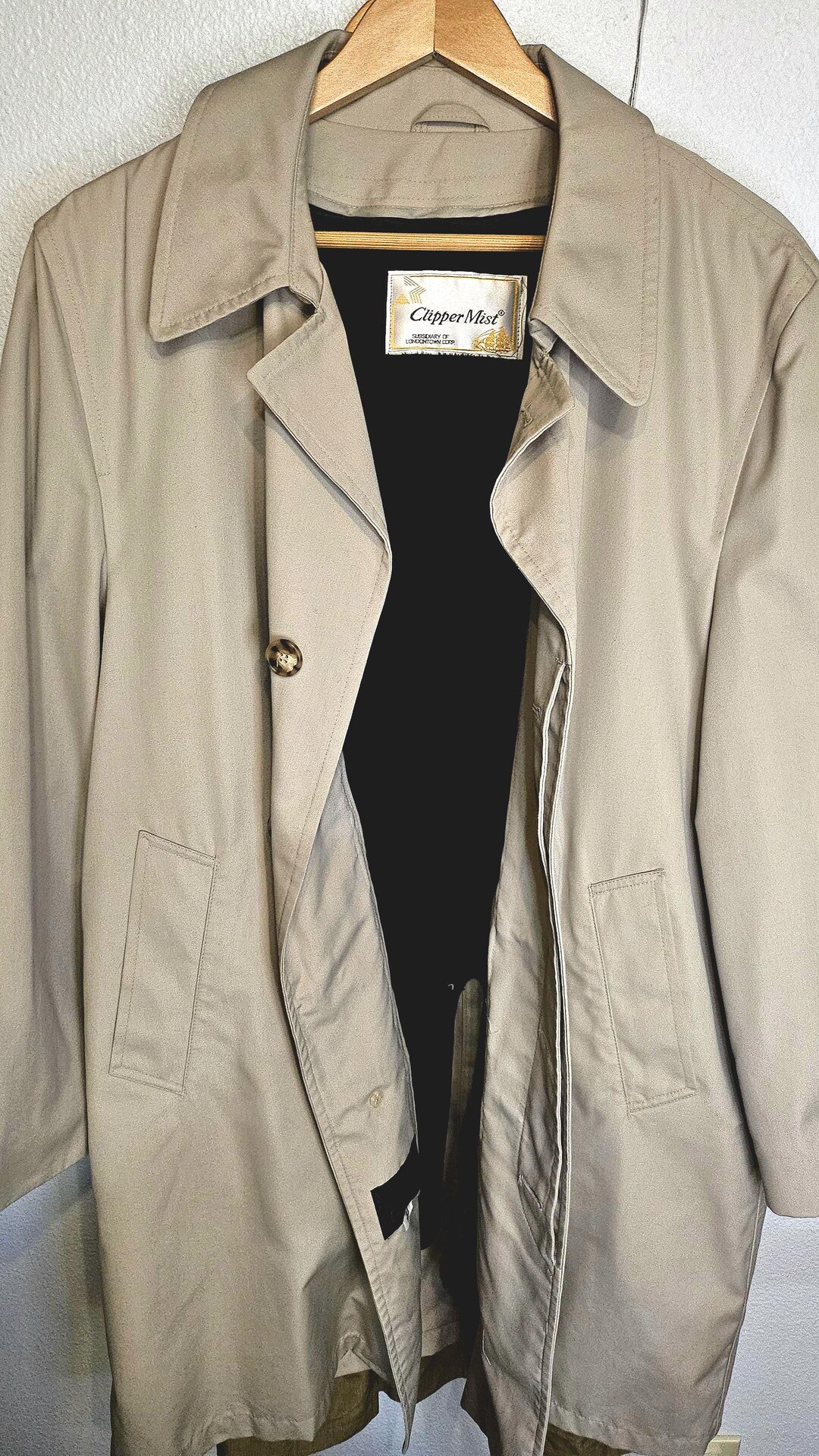 Vintage Classic Style Tan Trench Coat Overcoat With Zip-in Liner by ...