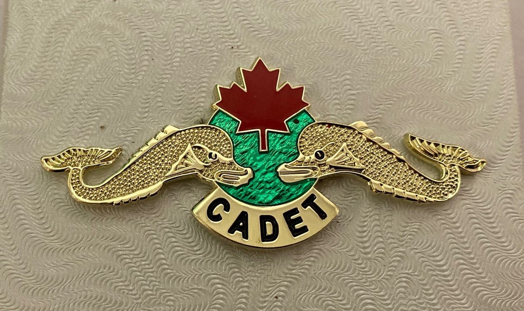 Enamel Red Maple Leaf / Shiny Gold Metal Canadian Submarine Cadet Badge ...