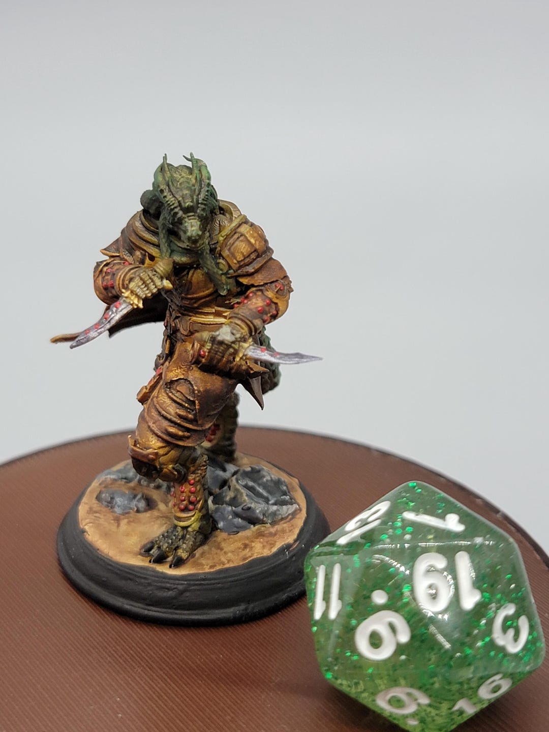 Dragonborn Assassin Rogue Miniature: Umbrascale Dnd RPG - Etsy