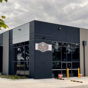 Whitewashed Reclaimed Indian Antique Timber Pillar Hand Carved Mehrab ...