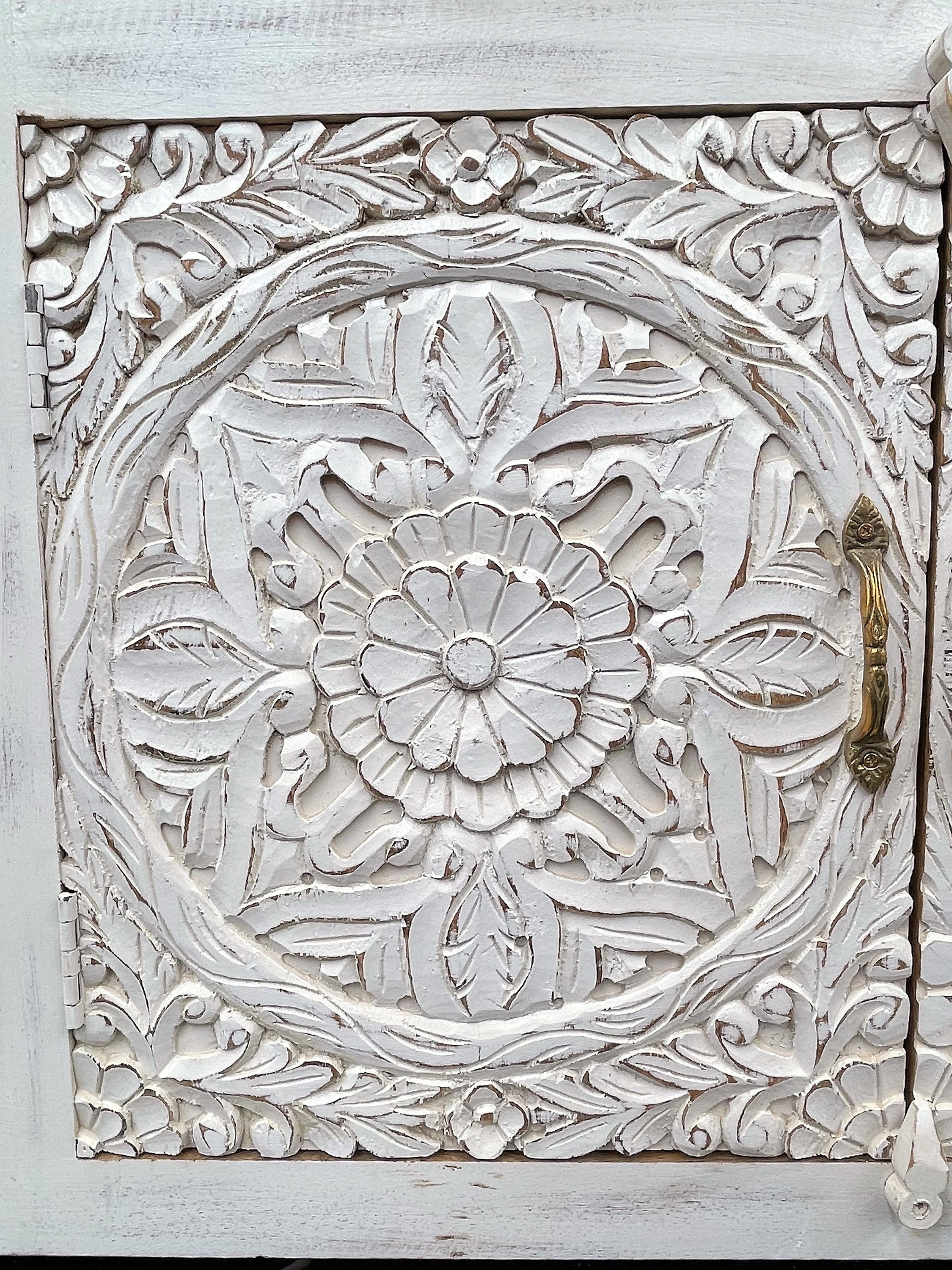 White French Provincial Floral Mandala Door Sideboard With Drawers ...