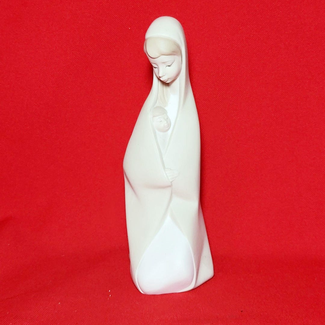 Lladro Kneeling Cloaked Mother Madonna and Child Matte Figurine - Etsy
