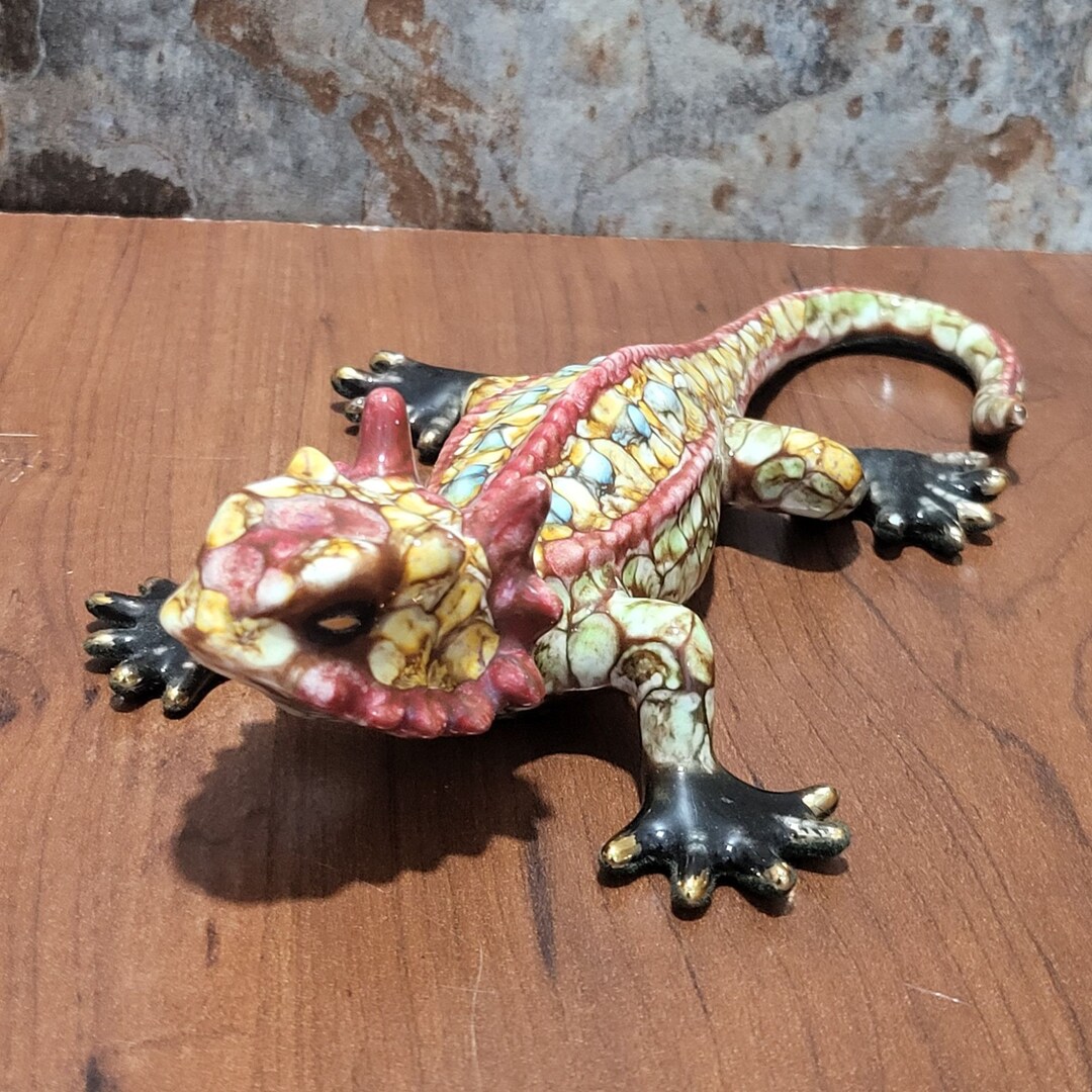 Vintage Porcelain Armadillo Lizard Bearded Dragon Figurine - Etsy