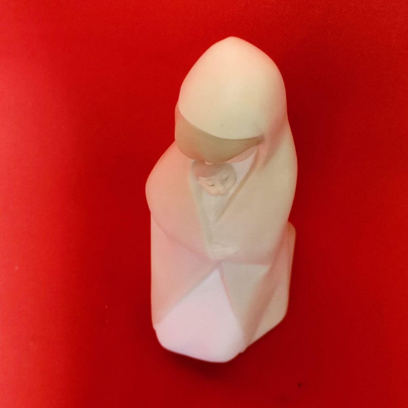 Lladro Kneeling Cloaked Mother Madonna and Child Matte Figurine - Etsy